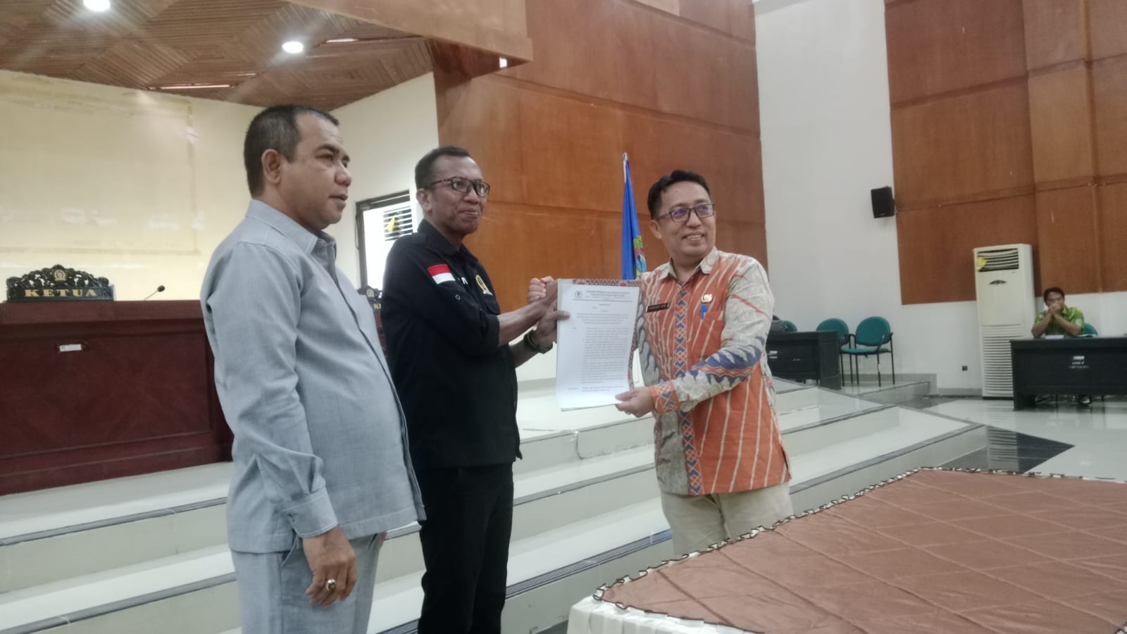 Tuntaskan Pembahasan, Pemda Parimo Apresiasi Kinerja Pansus LHP-BPK